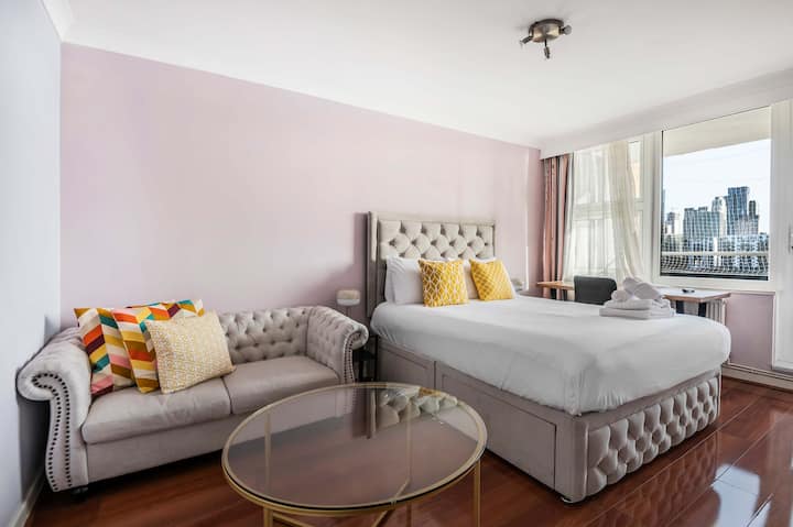 Thames River View 3br · Sleeps 8 · Free Parking - Londra