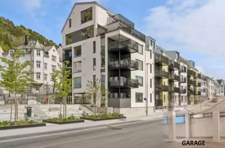 Modern Apartment With Parkinggarage - Alesund