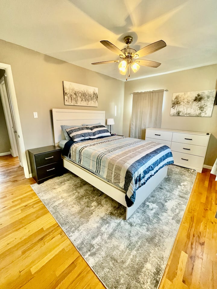 Cozy Central Townhome - キャスパー, WY