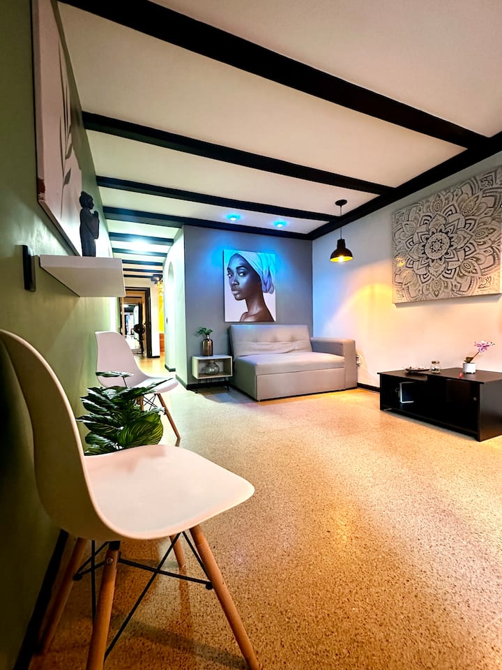 Art Fresh In Manila, El Poblado | 3brjacuzzi & Bbq - Medellín