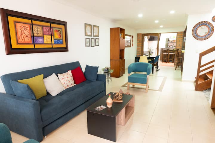 Casa Familiar Cómoda En La Ceja - La Ceja