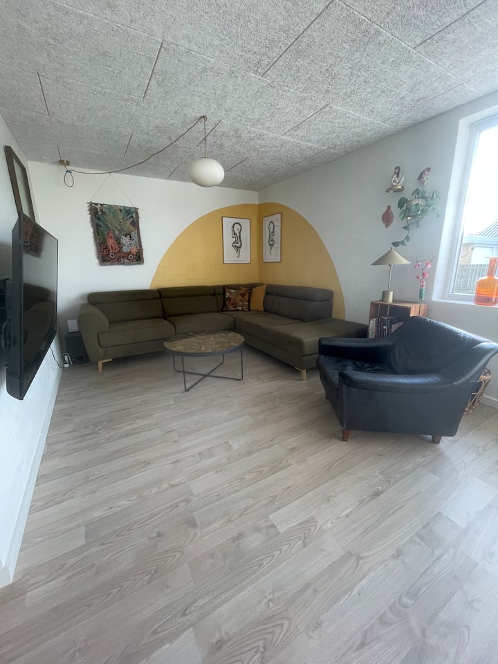 Børnevenlig Familie Hus - Hvide Sande