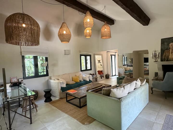 Bastide Bohème Chic, Piscine, 5' Plage Et Sttropez - Gassin