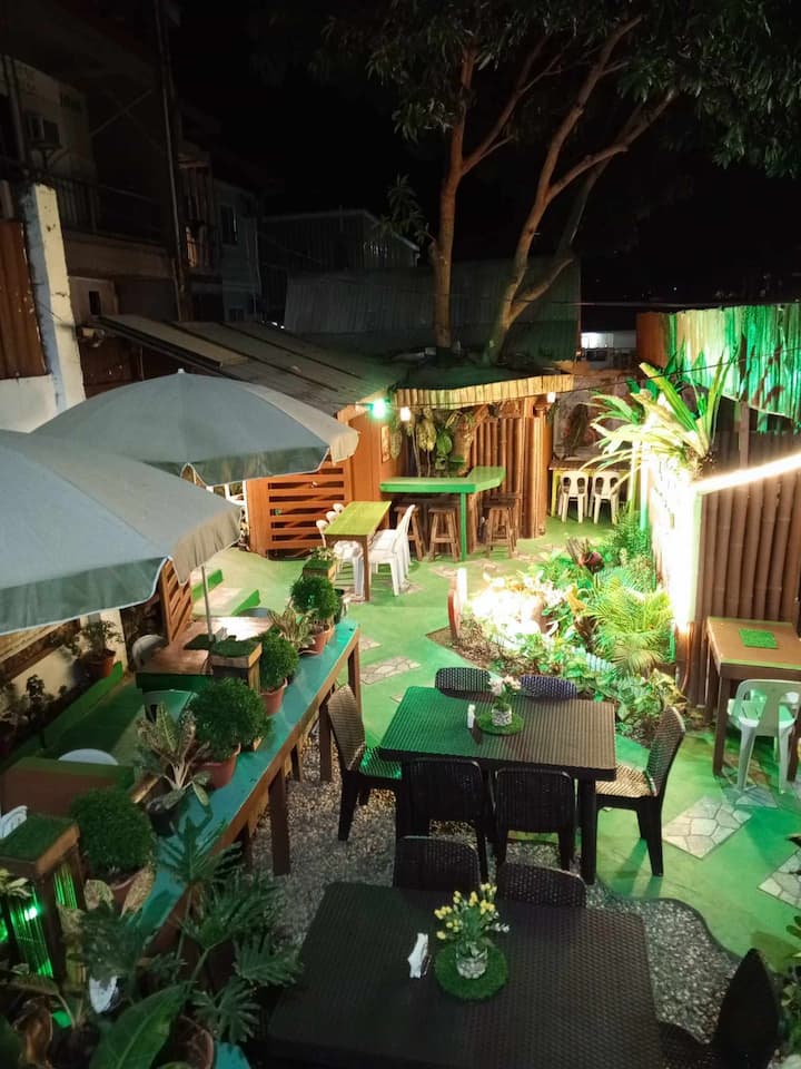 Family Room With Mini Terrace For 9 Persons - El Nido