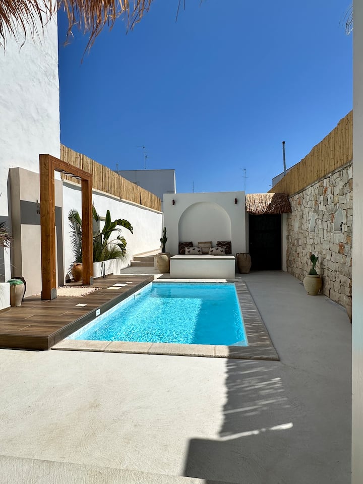 Midì Pool Villa - Leverano