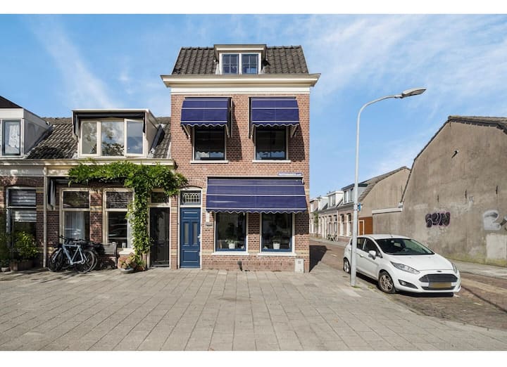 Stijlvolle Stadswoning Bij Centrum, Park & Strand - Aéroport d'Amsterdam Schiphol (AMS)