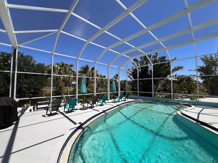 Waterfront Suite-20 Min To Gulf Beaches - Florida