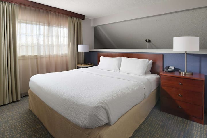 Excellent Stay In Albuquerque! Free Breakfast - Albuquerque