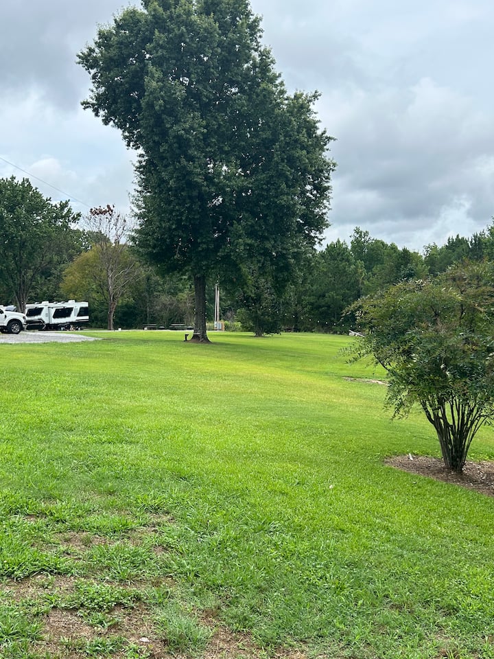 Rv Lot-full Hookups $600 Monthly - Very Peaceful - Guntersville Lake