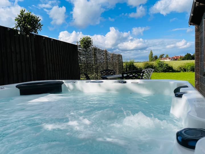 The Cabin @ White Cottage - Derby, UK