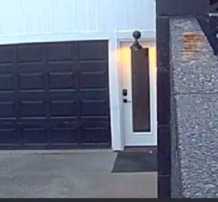 Large 2100 Sq Ft Home, 2 Bedrooms And Full Kitchen - Gig Harbor, WA