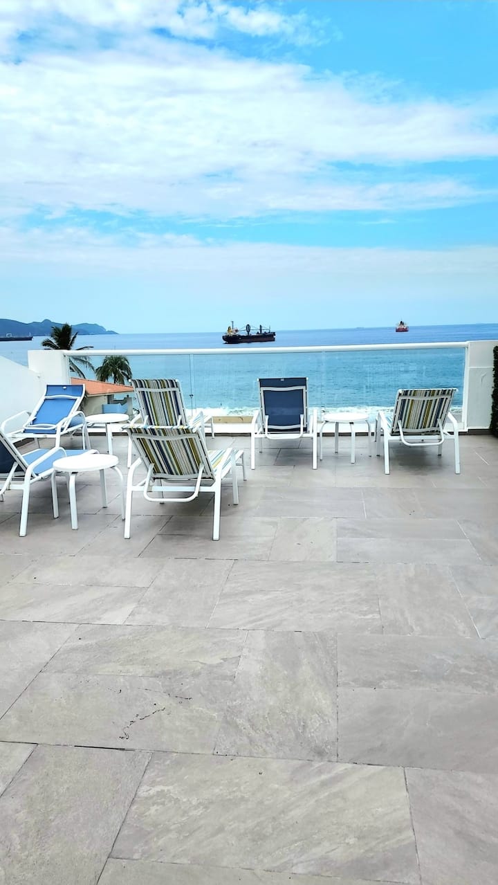 Departamento De Lujo A Una Cuadra De La Playa. - Manzanillo