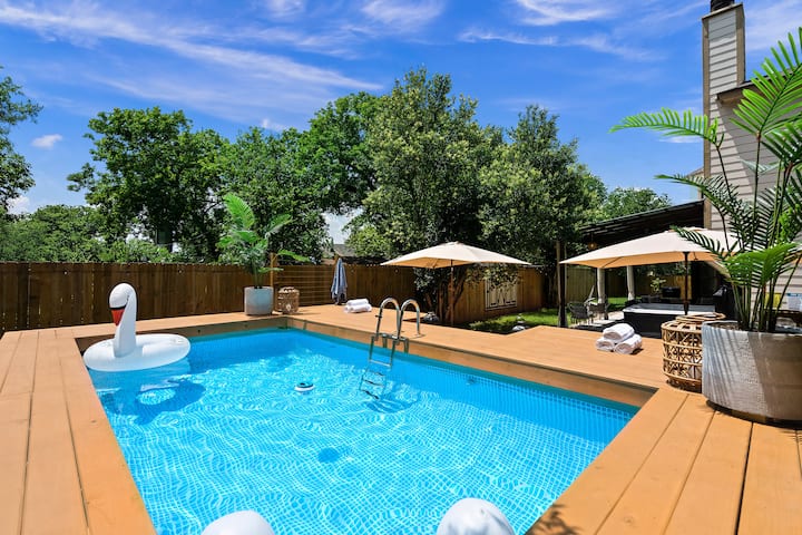 6 Bedroom Villa | Pool | Hot Tub | Party Cabana - Austin, TX