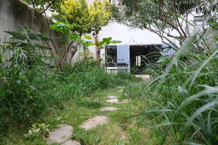 Rez De Jardin Atypique - Marseille
