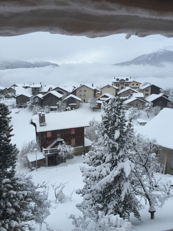 Appartement Dans Une Maison - Crans-Montana
