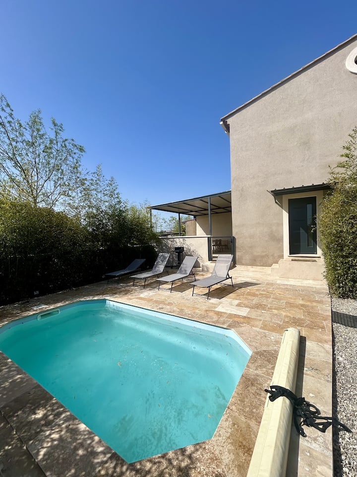 Gîte à La Ferme Avec Piscine - Les Baux-de-Provence