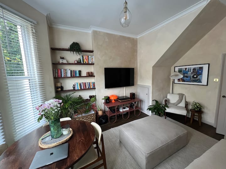 Large Flat In Greater London - 크로이던