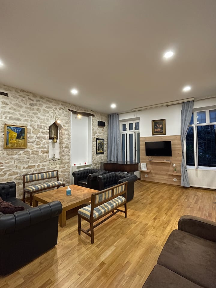 Loft Situé Dans Le 9ème - Paris