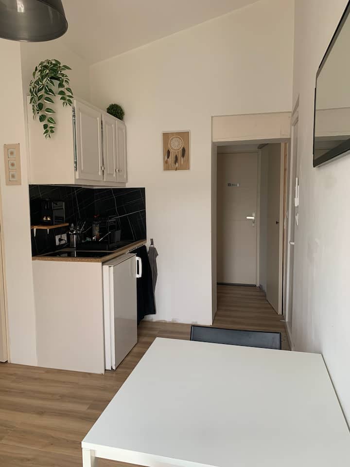 Studio Indépendant Climatisé - Castries