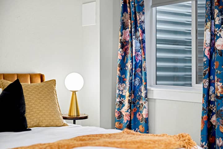 3b/3.5b Wfh | Fire-pit | Kid Friendly | Location! - Denver, CO