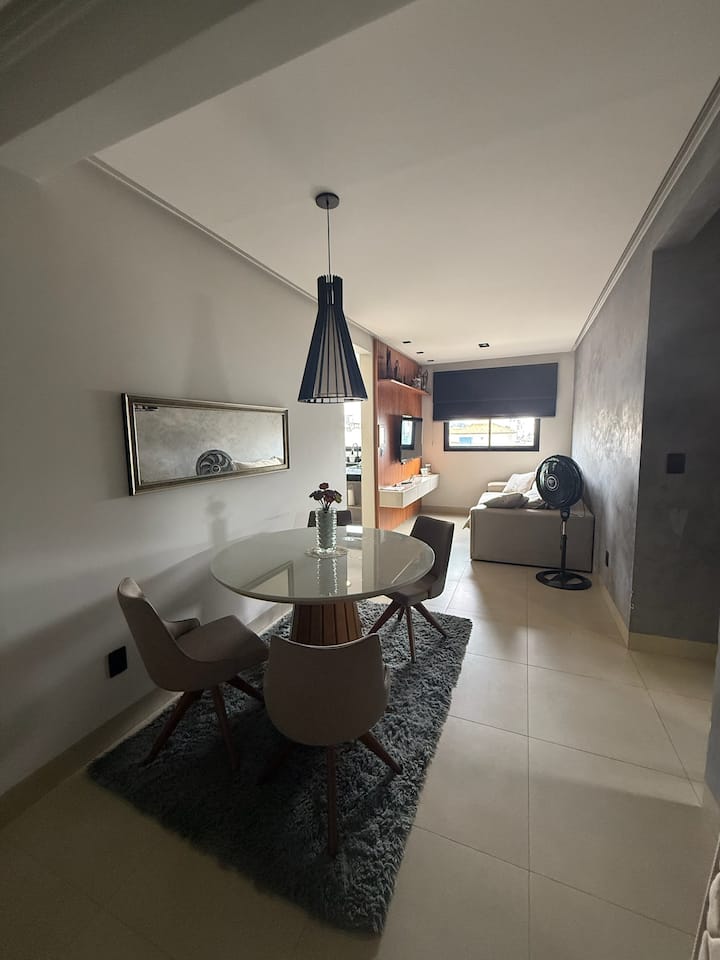 Apartamento 2 Quartos 2 Banheiros E Estacionamento - Uberlândia