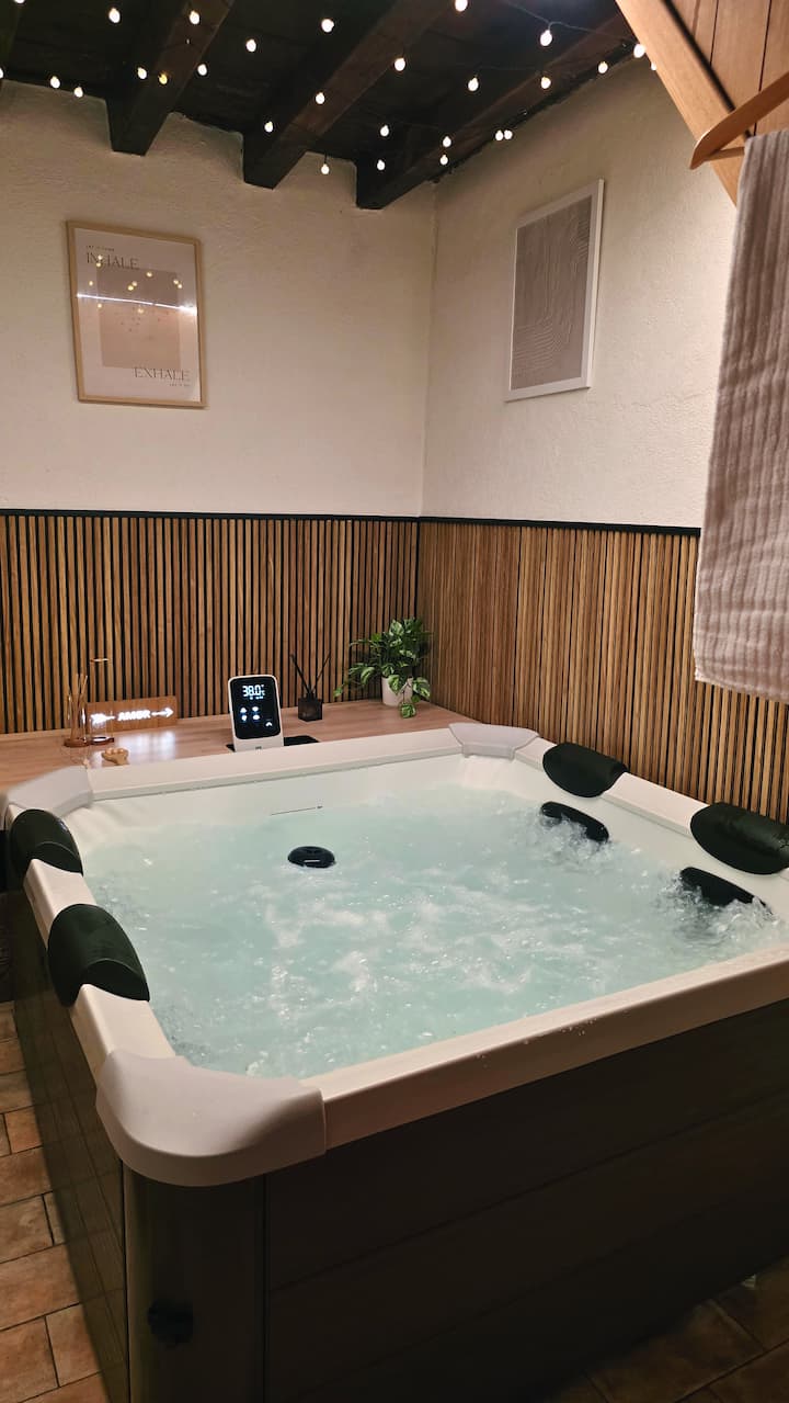 Casa Con Jacuzzi Romántica-la Casita De Albino - Cazalegas