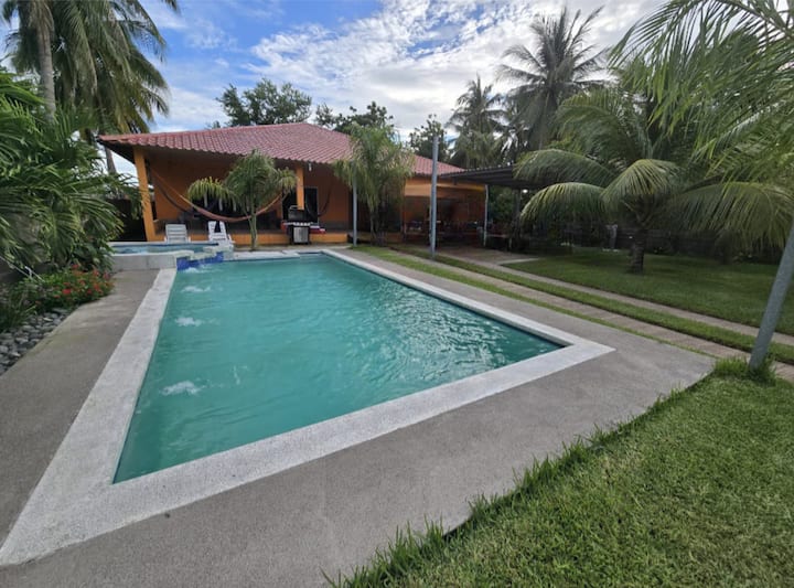 Rancho Bahamas, Playa El Espino Surf City 2 - El Salvador