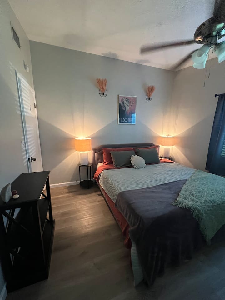 Family Friendly Oasis With Pool Near Beach & More - Largo, FL