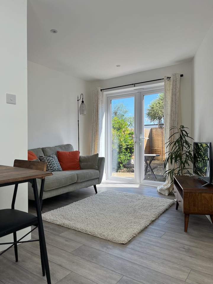 Close To Whitstable, Swalecliffe - Kent