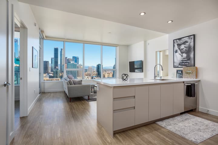 Lux 2bedroom Highrise - Downey, CA