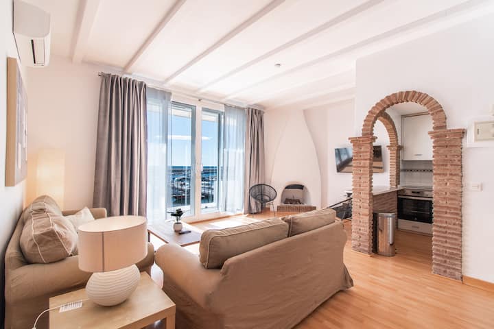 Puerto Banus, Front Line Flat- Levante 3 (Parking) - Puerto Banús