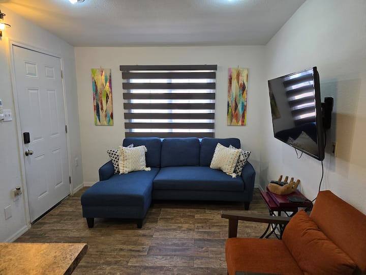 Cozy South Tucson Small Apartment - Casino Del Sol