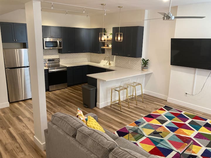Private 3br Findlay Market Apt 2 - シンシナティ, OH