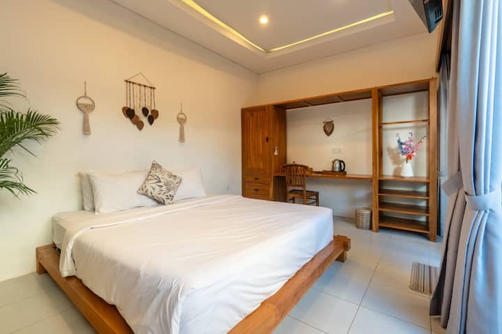 Oasis Villa With Garden - Tabanan