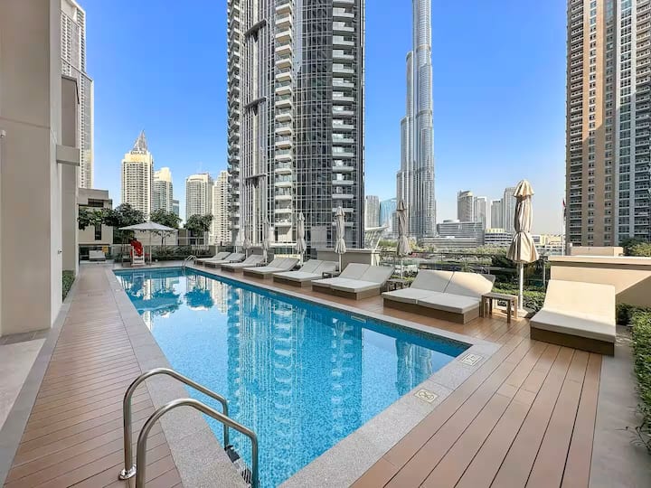 Vogue | Act One | Act Two With Burj Khalifa View - Dubaï