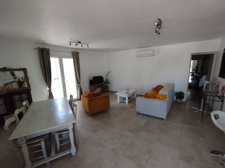Maison Familiale Au Cœur De Mollégès - Eygalières