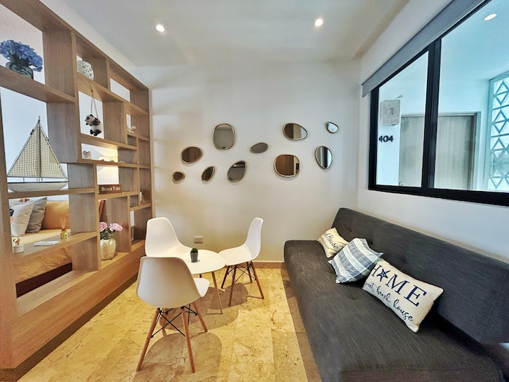 Cozy & Modern, Steps From 5th Ave & Mamitas Beach - 普拉亞德爾卡曼