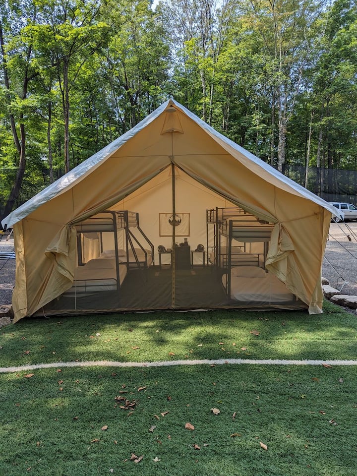 9 Person Glamping Tent- Cricket - Middletown, NY