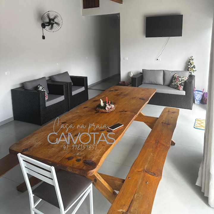 Casa Em Matinhos Com Piscina 650m Do Mar - Matinhos
