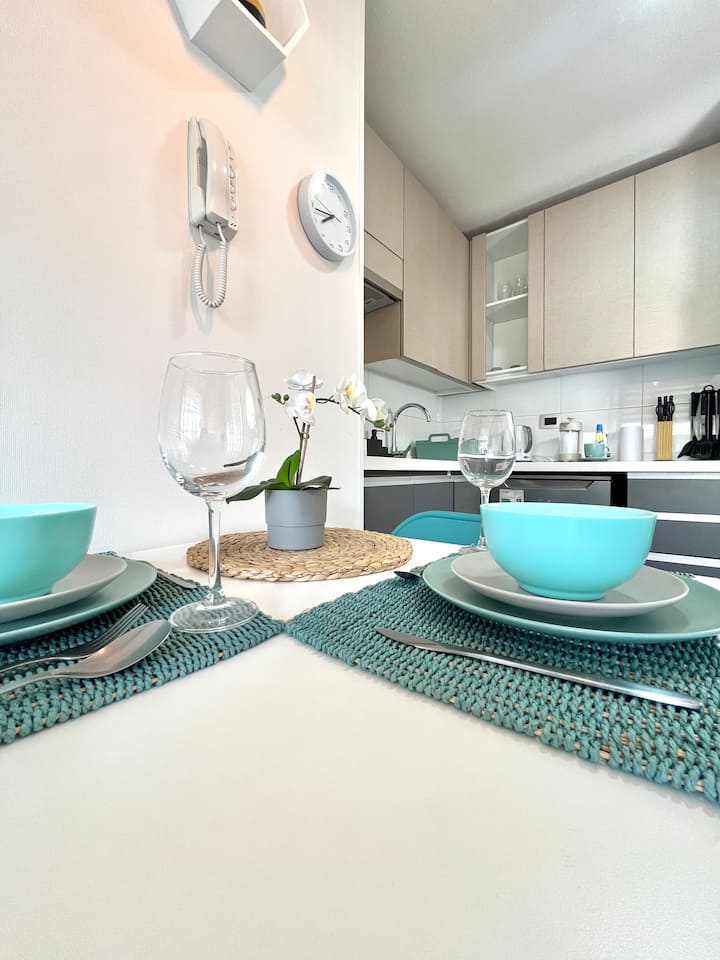 Moderno, Luminoso Dpto. Metro B. Italia - Santiago, Chile