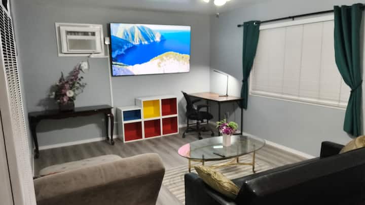 Cozy Country Home Stay In Stockton - Stockton, CA