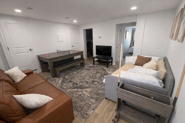 Near Museums & Amtrak + Stparking + Pingpong &Pool - Washington, D.C., DC