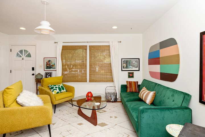 The Artist's Bungalow: A Home With A Pulse - Charlotte, NC