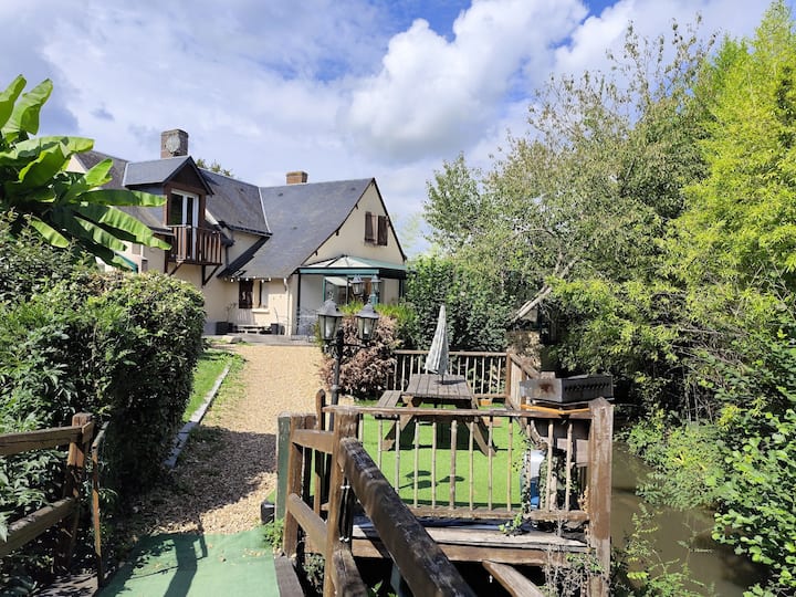 Maison Bordure Ruisseau Piscine 10 P - Château-du-Loir