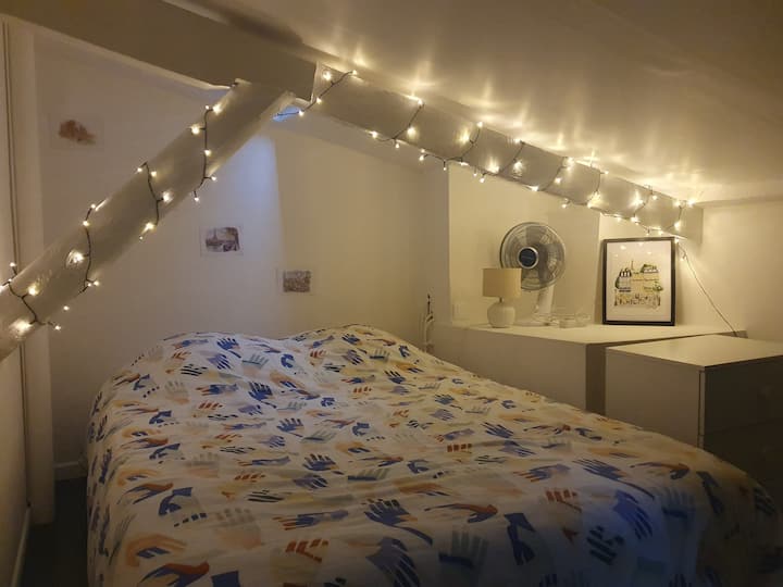 Arc De Triomphe 1 Min - Cosy Petit Duplex - Parijs