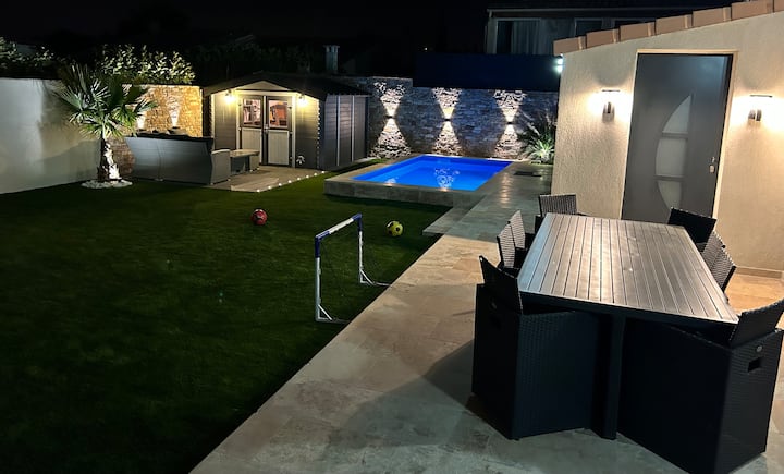 Maison Entière Proche Plage - ibis budget Aubagne Paluds Agora
