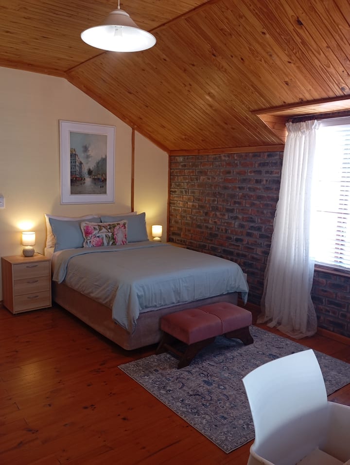 Spacious Home | 2-bed, 2-bath, Braai Area, Parking - Witsand