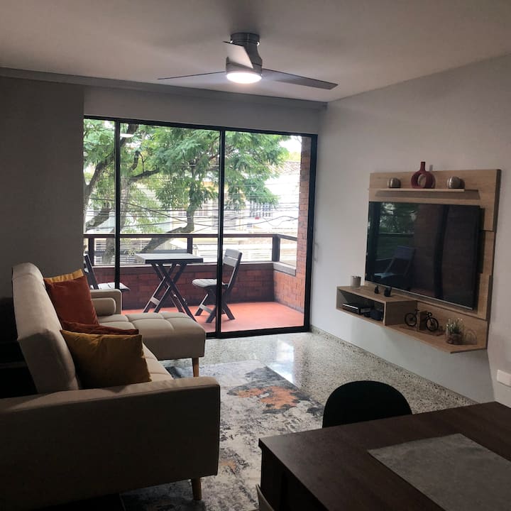 Eden De La Flora - Cali