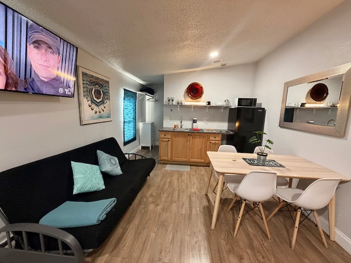 Beautiful Loft Totally Furnished + Car Option - Doral, FL