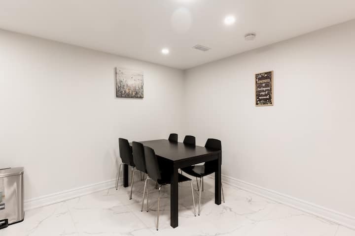 Room#5 In City Centre Mississauga/fully Furnished - Mississauga